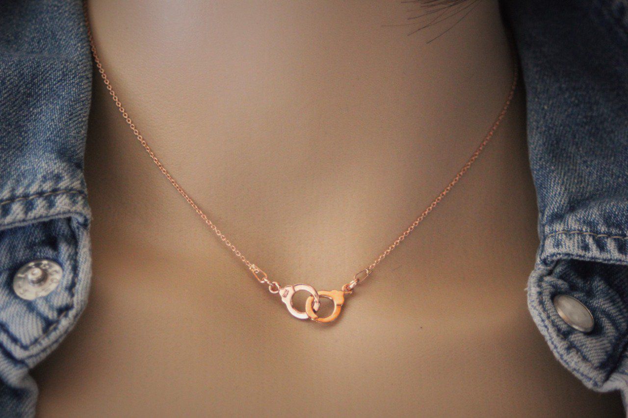 Collier menottes or rose - Emmafashionstyle